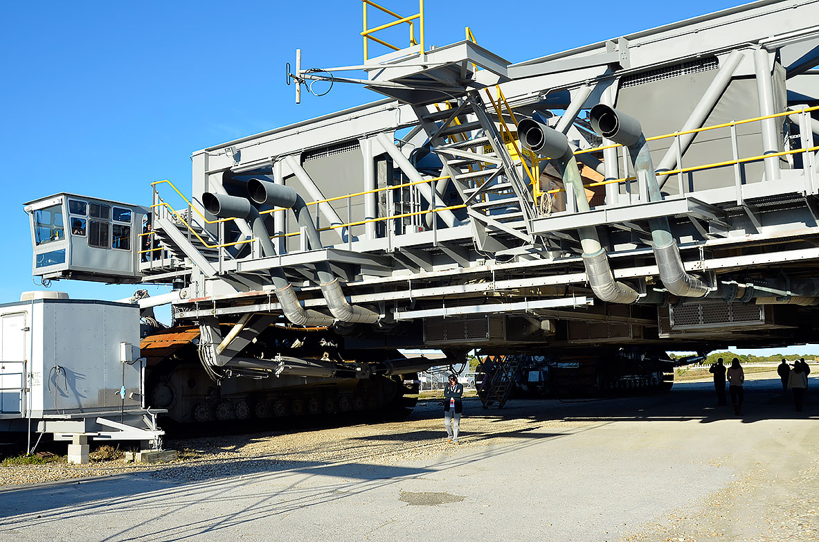 Inside NASA’s Transporter-Crawler – Me And Old Man Par